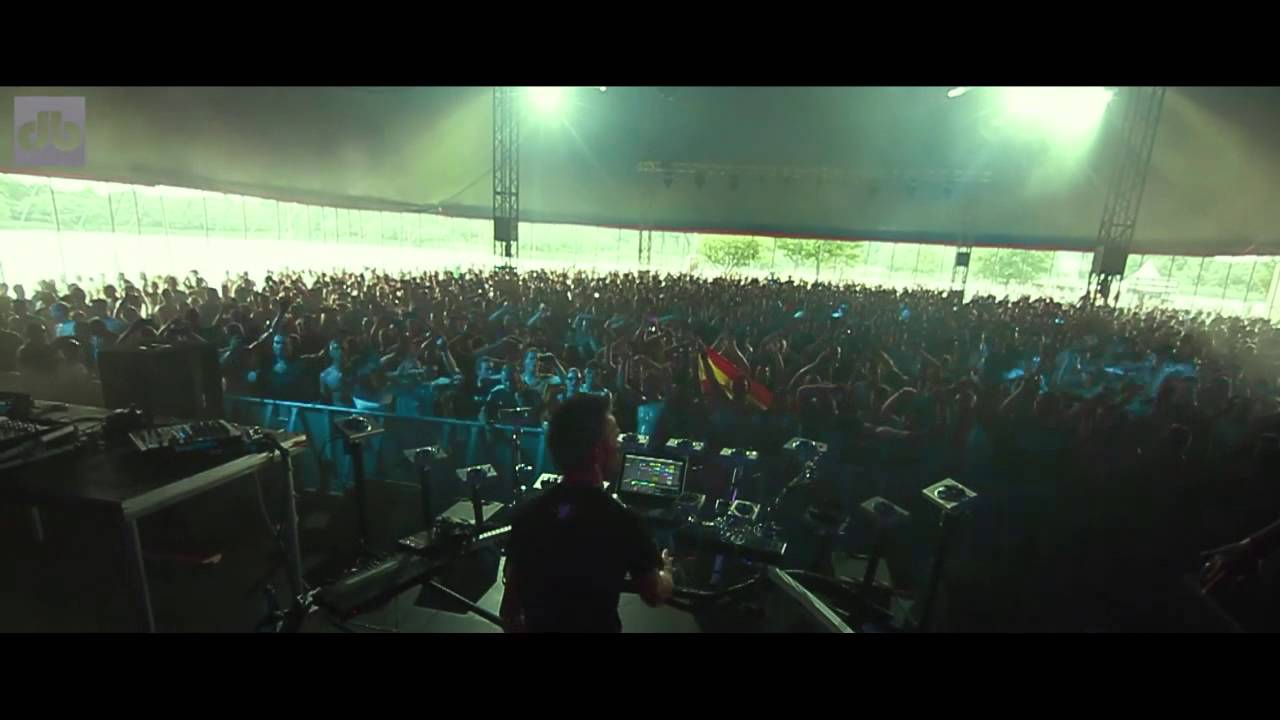Noize Suppressor Live - Sonar @ Fantasy Island 2014 - YouTube