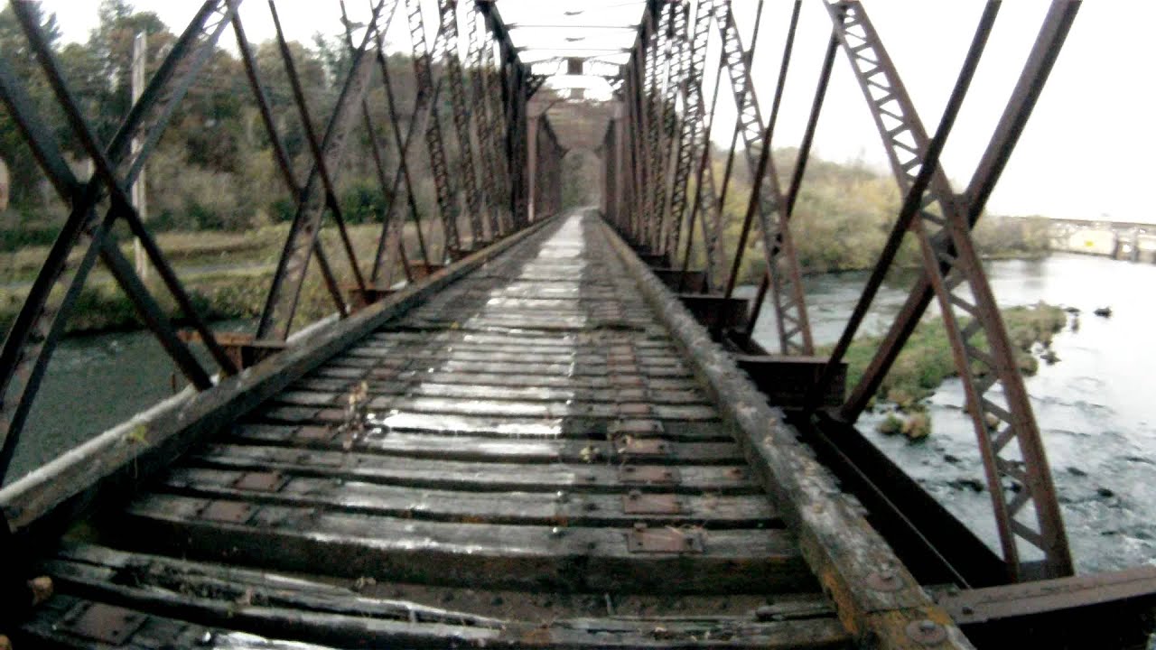 UW-Stout Bridge walking - YouTube