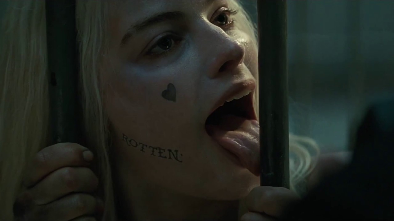 SEXY HARLEY QUINN LICKING JAIL BAR ON LOOP - YouTube