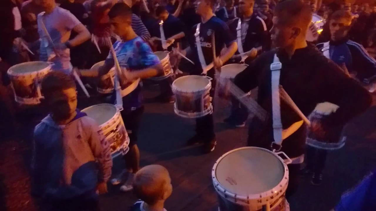 Ulster First Flute Band - UFFB - KING WILLIAM - YouTube