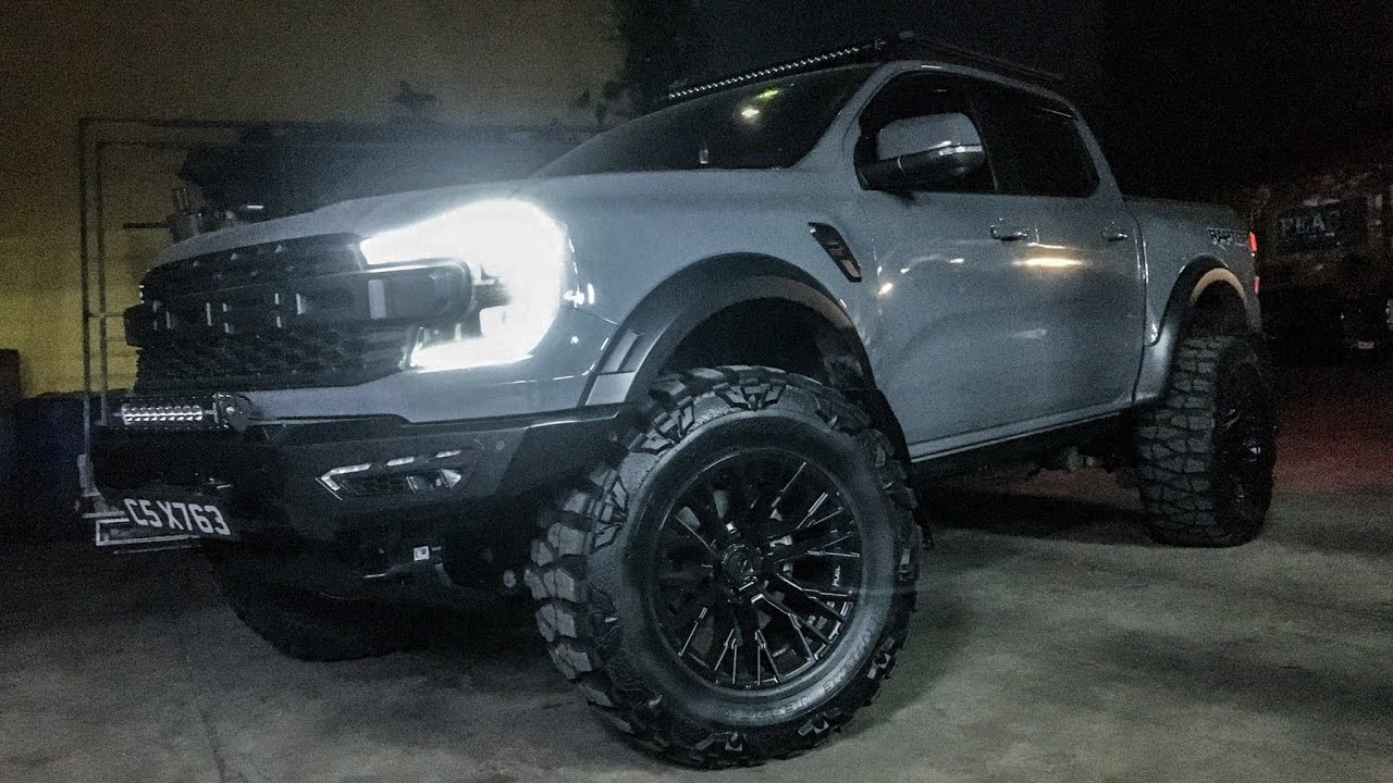 Full turboback exhaust system on a Ford Ranger Raptor - YouTube