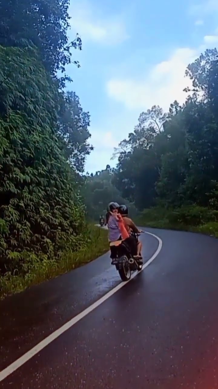 masih di jalan meluhu unaha...🤗 siap siap pose - YouTube