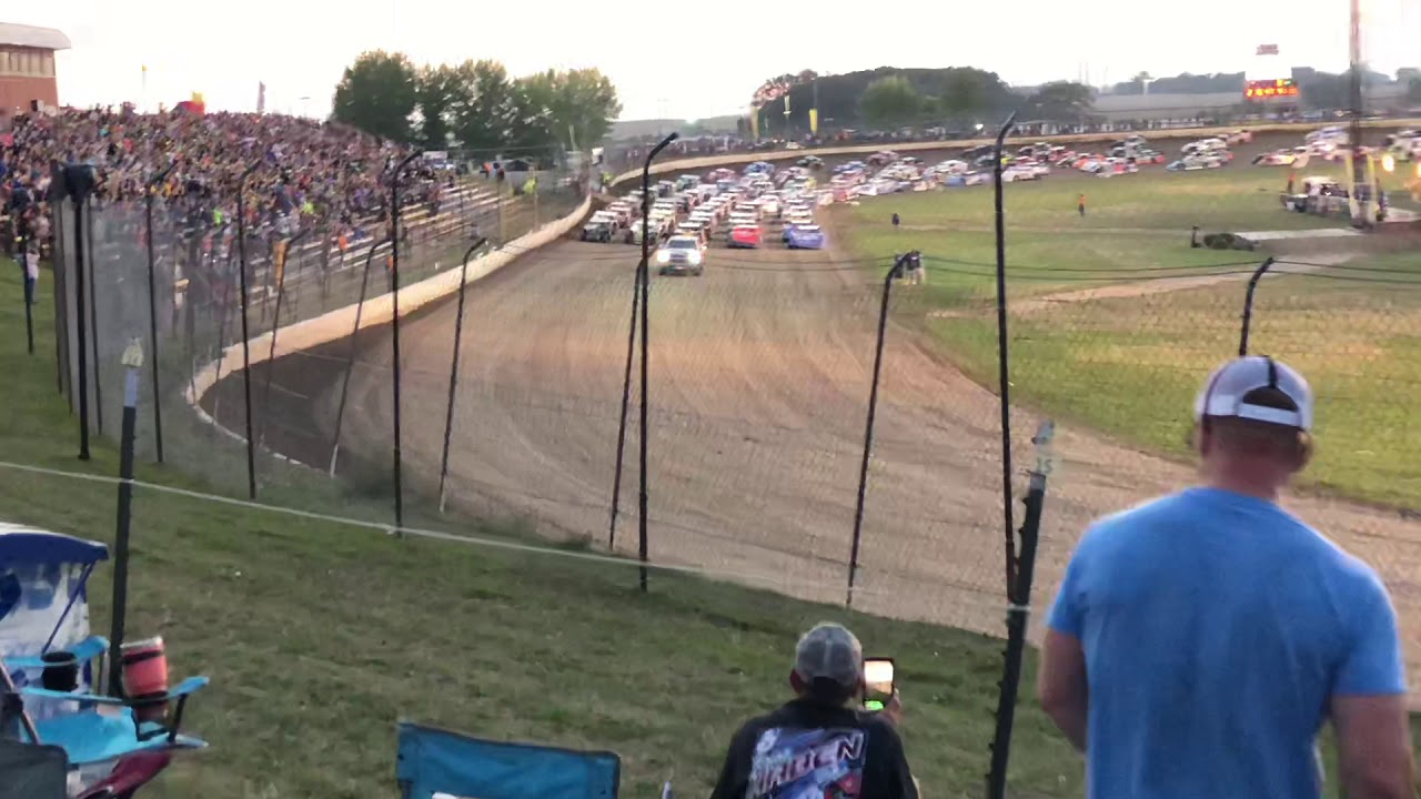 Wissota 100 Parade Lap - YouTube