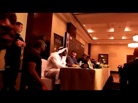 Patrice Quarteron humilie Badr Hari à Dubaï .