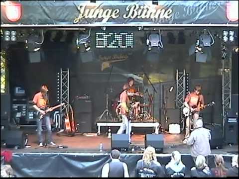 B206 - YouTube