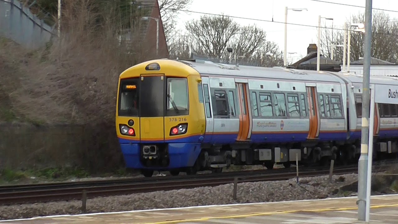 Trains @ Bushey Station 20/02/2019 - YouTube