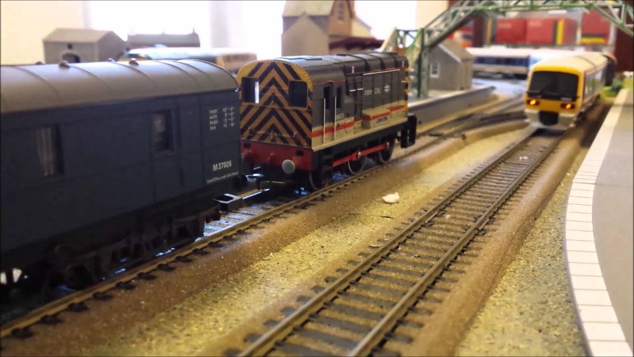 Bachmann 31 025 Class 166 3 Car DMU Set in Network South East B22065 ...