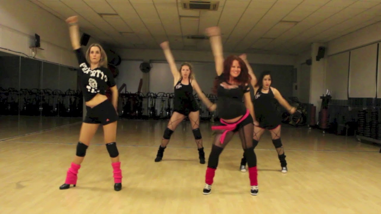 Elgo Dance ® à Toulon avec meneuse Ghis - YouTube