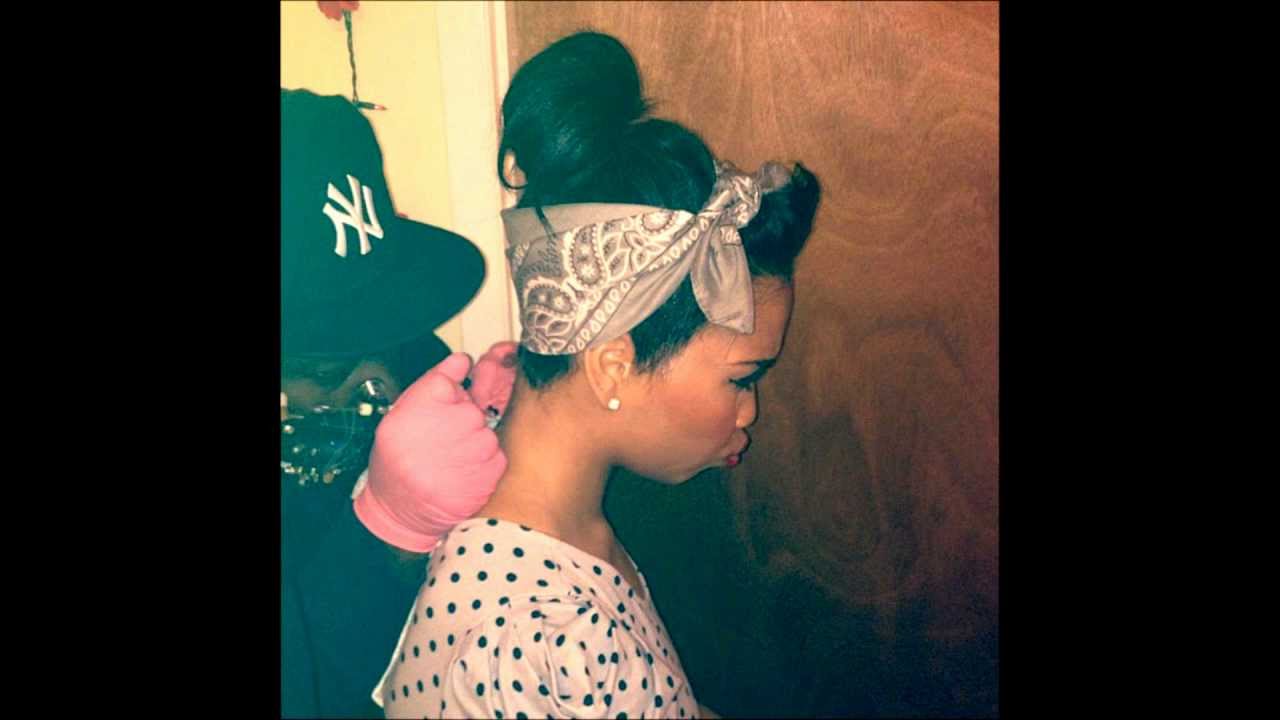 Scotty Rebel - On The Floor - YouTube