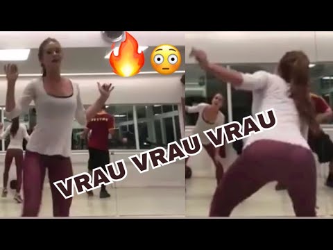 MARINA RUY BARBOSA QUEBRA TUDO DANÇANDO FUNK - SO QUER VRAU