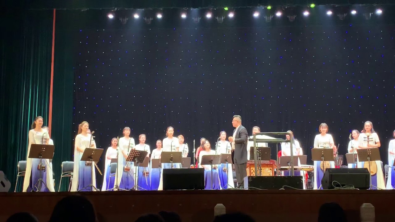 Chinese traditional symphony conducted by Donghua Cai - YouTube