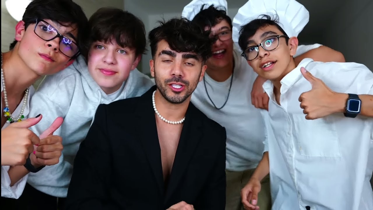 *NO SOMOS LOBOS* fotos de la vecibanda. - YouTube