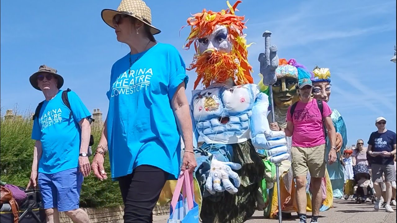 First Light Festival 2025 Opening Parade Lowestoft Seafront - YouTube