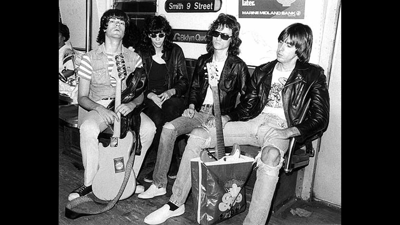 Ramones CBGB 04-14-1975 SPEED CORRECTED - YouTube