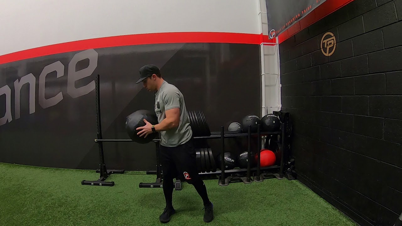 Alternating Overhead Med Ball Slam - YouTube