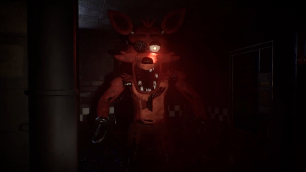 Trying To SURVIVE From FOXY Going FULL SPEED - YouTube