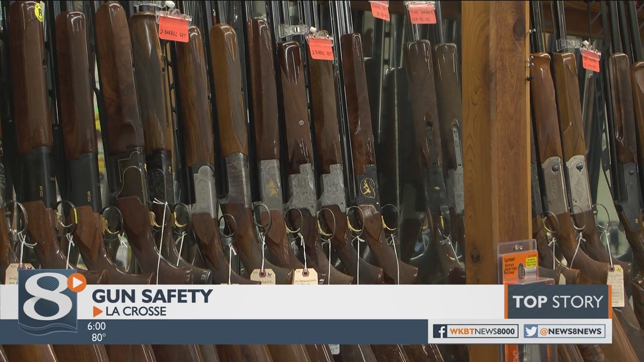 Private gun sales avoid detection in Wisconsin - YouTube