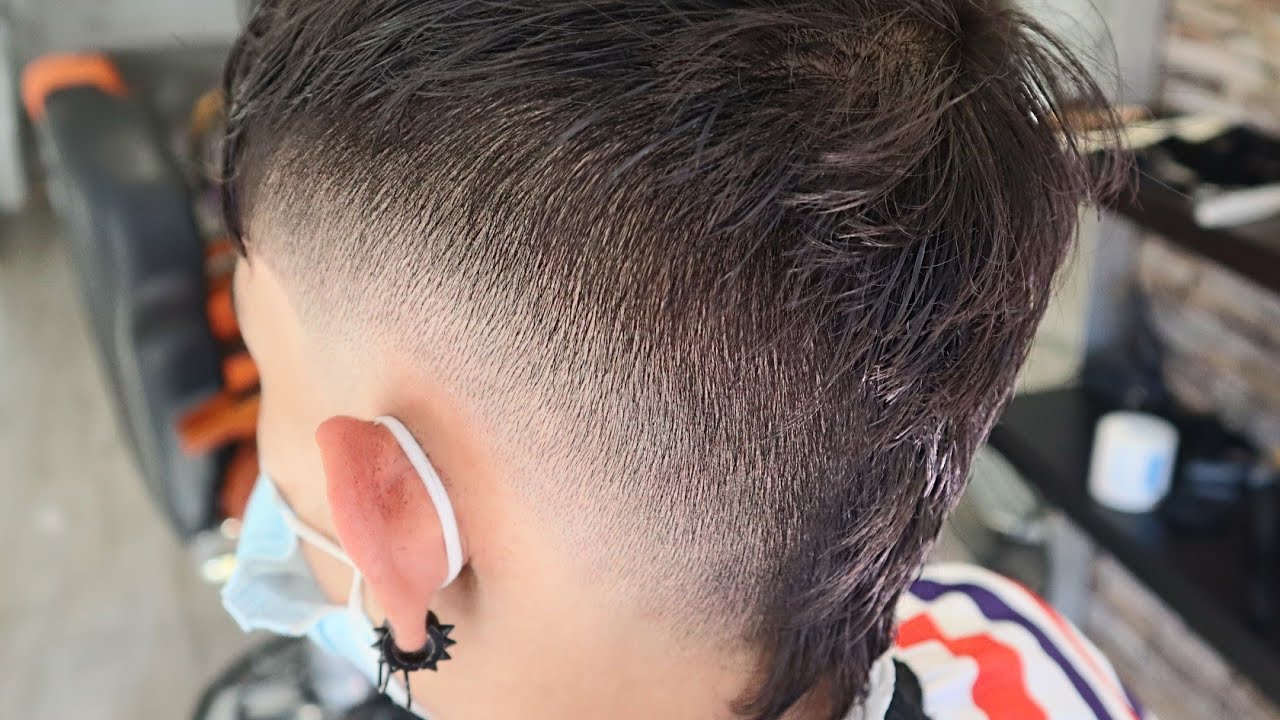 ASMR HAIRCUT - Step by step how to make an excellent MOHICAN -Barber ...