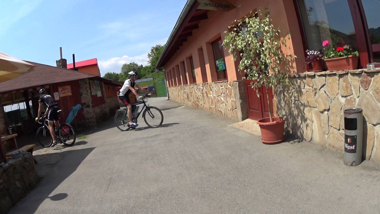 Bike tour Sigort - YouTube