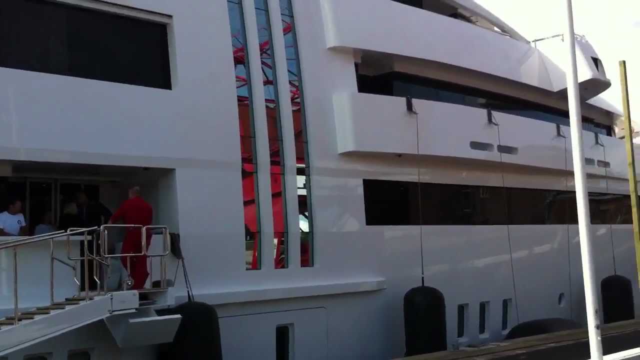 The Yacht Vibrant Curiosity visits Sweden - YouTube