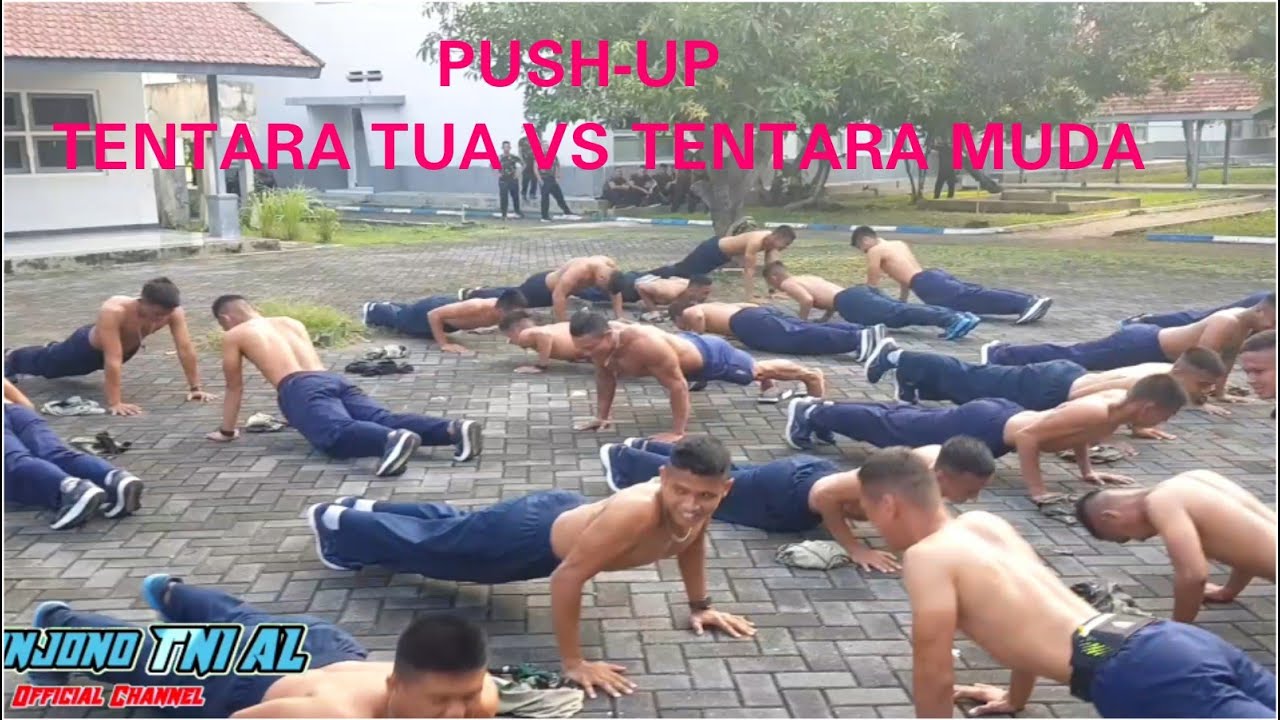 PUSH-UP TENTARA SENIOR VS TENTARA JUNIOR - YouTube
