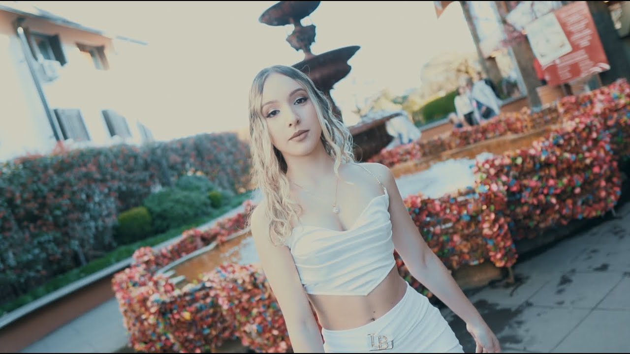 ClipeBook Raphaella - YouTube