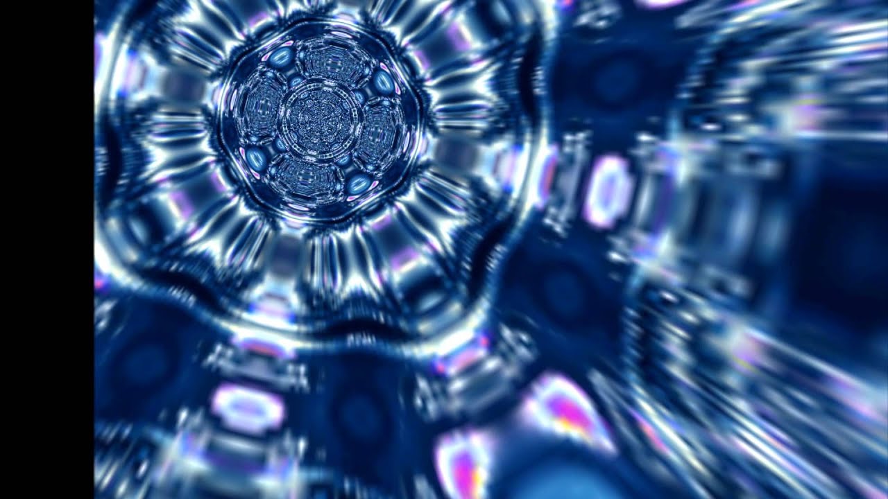 Cosmic Crystal Spaceships - YouTube