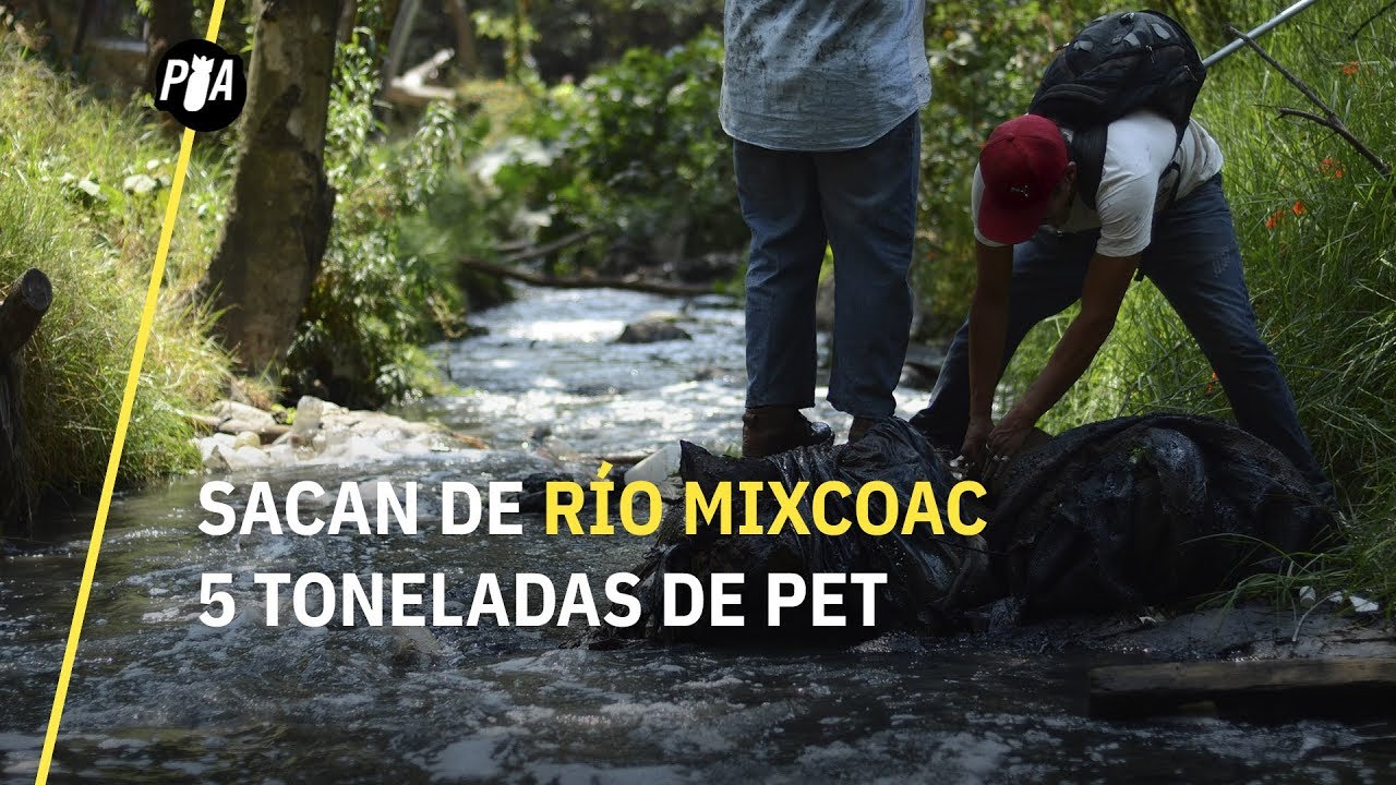 Sacan de Río Mixcoac 5 toneladas de PET y basura - YouTube