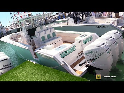 2019 Sea Hunter Tournament 31 Center Console boat - Walkaround - 2019 Miami Boat Show