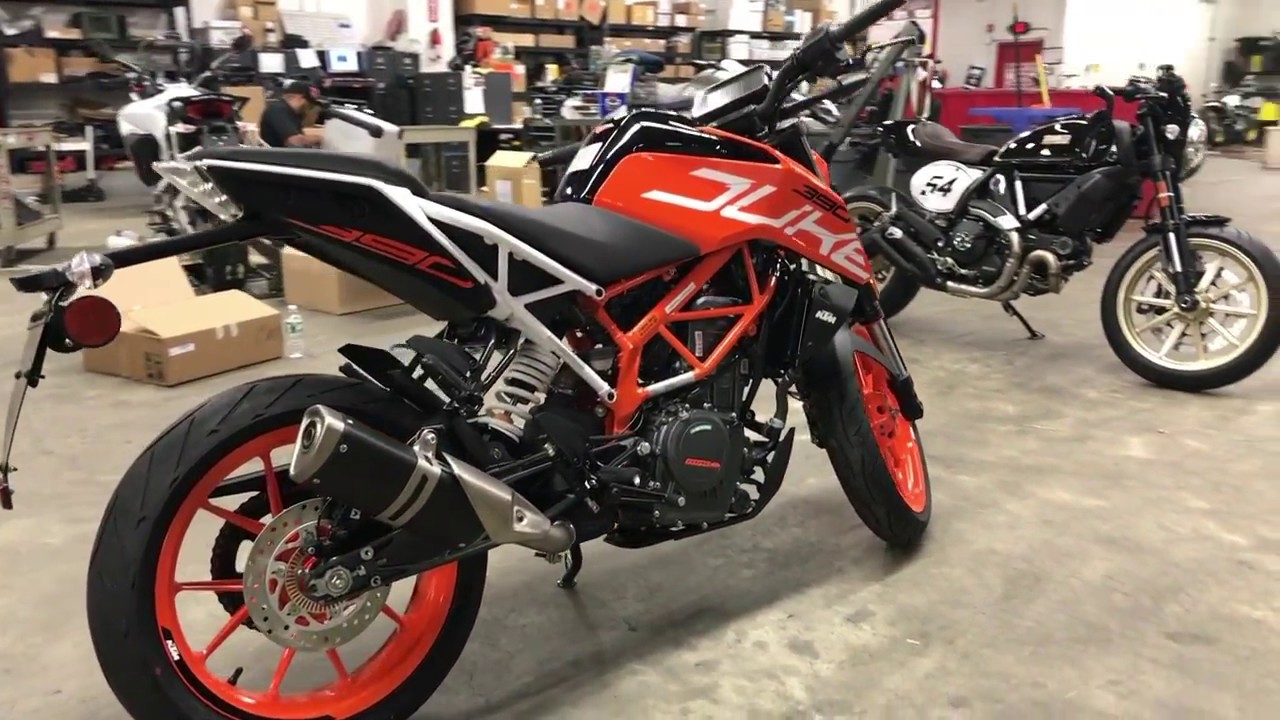 2017 KTM 390 Duke & RC 390 | Unboxing - YouTube