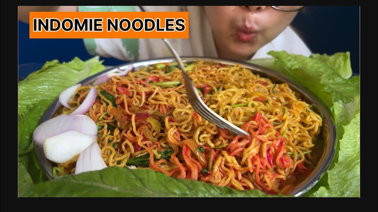 EATING BIG BITES 4-PACKET INDOMIE NOODLES😋🍝||ASMR EATING - YouTube