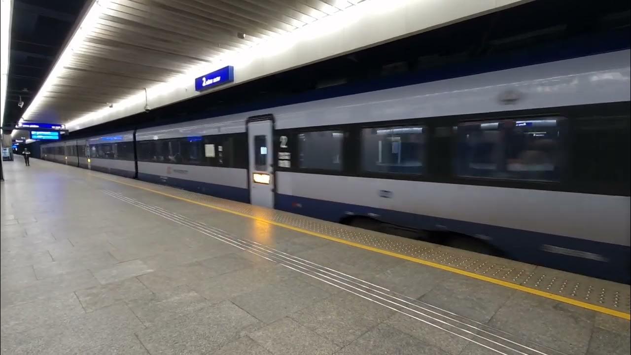 ED160 Flirt InterCity - YouTube