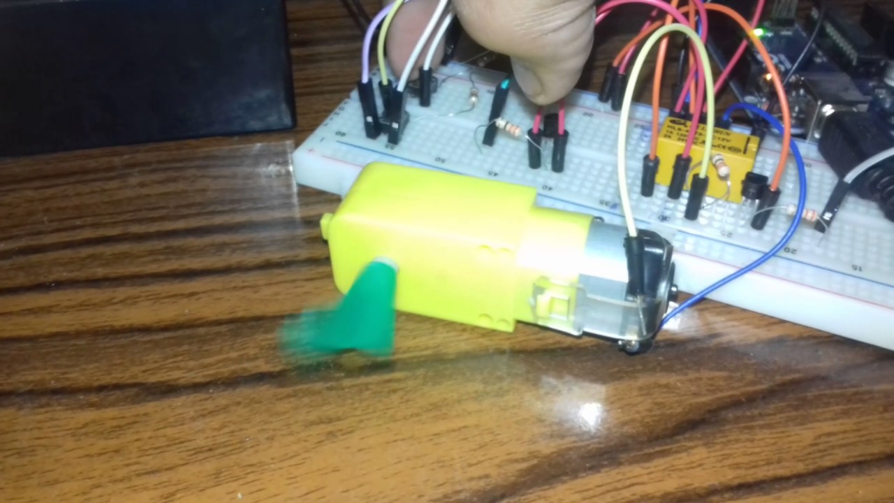 Controlling The Dc Motor To turn Left And RIGHT - YouTube