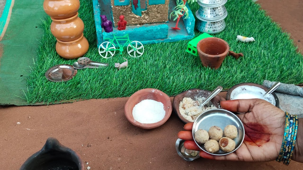 Miniature Rava Laddu ||mini rava laddu sweet|| Sathya mini cooking ...