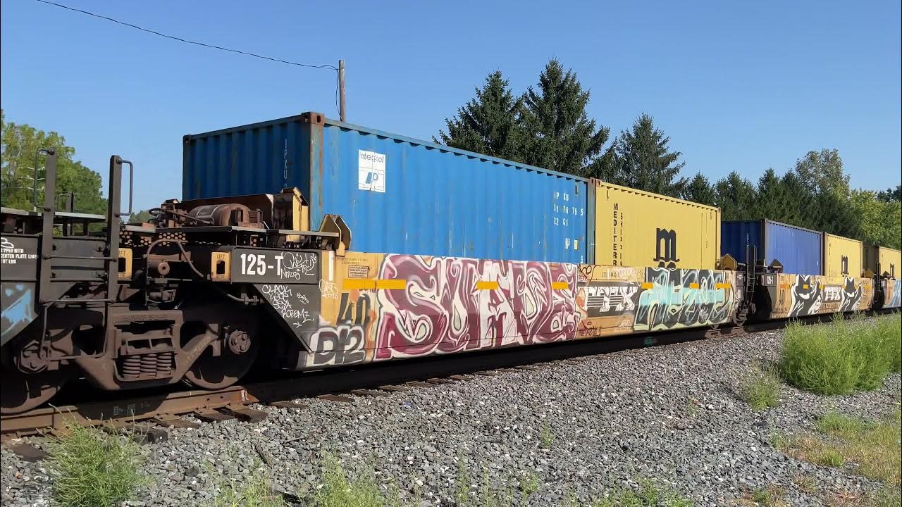 LTEX unit is 3rd out on westbound CSX train 4K - YouTube