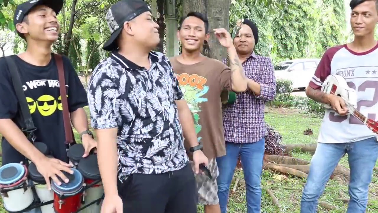 Trio wok wok yang lagi viral banget_Sahara - YouTube
