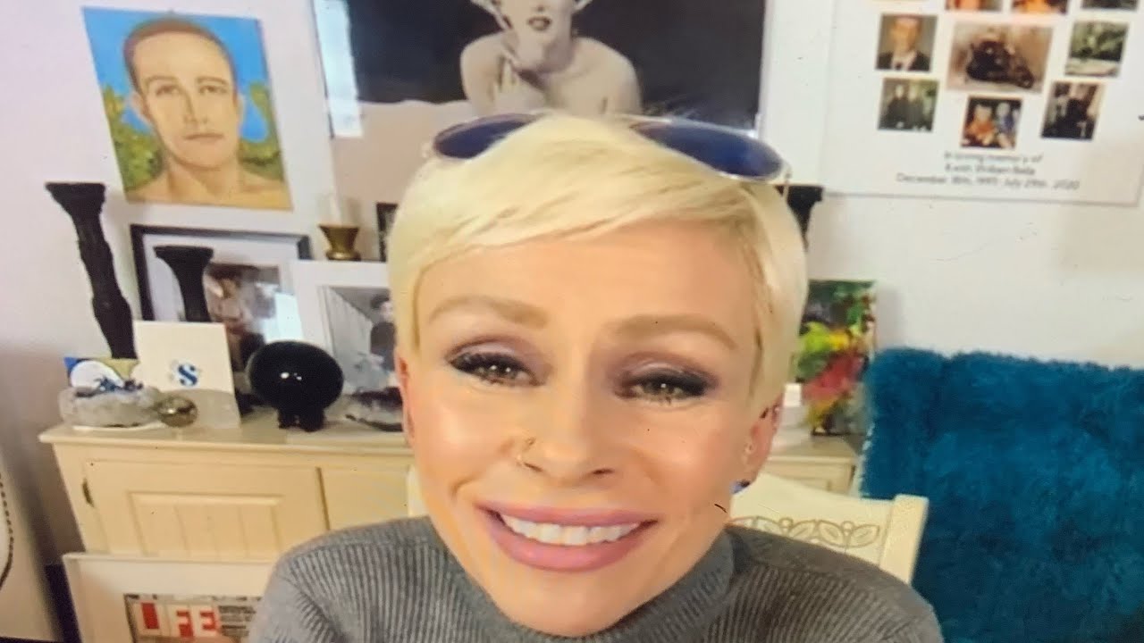 I LOVE MY SLOAN BELLA - YouTube