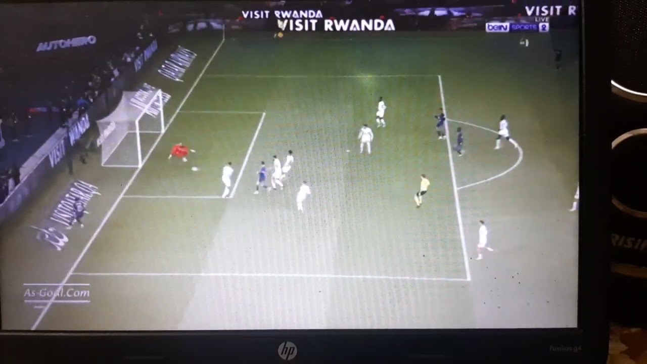 leo messi offside goal vs olympique marseille - YouTube