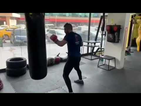 Perviz Abdullayev Kum torbasını parçaladı !!