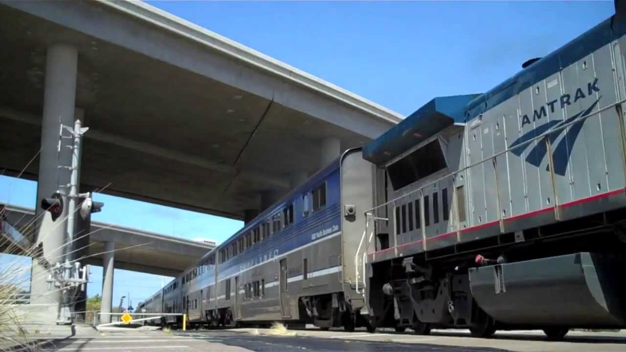 Amtrak Dash 8-32BWH #510 in Sorrento Valley on 3/31/13 - YouTube