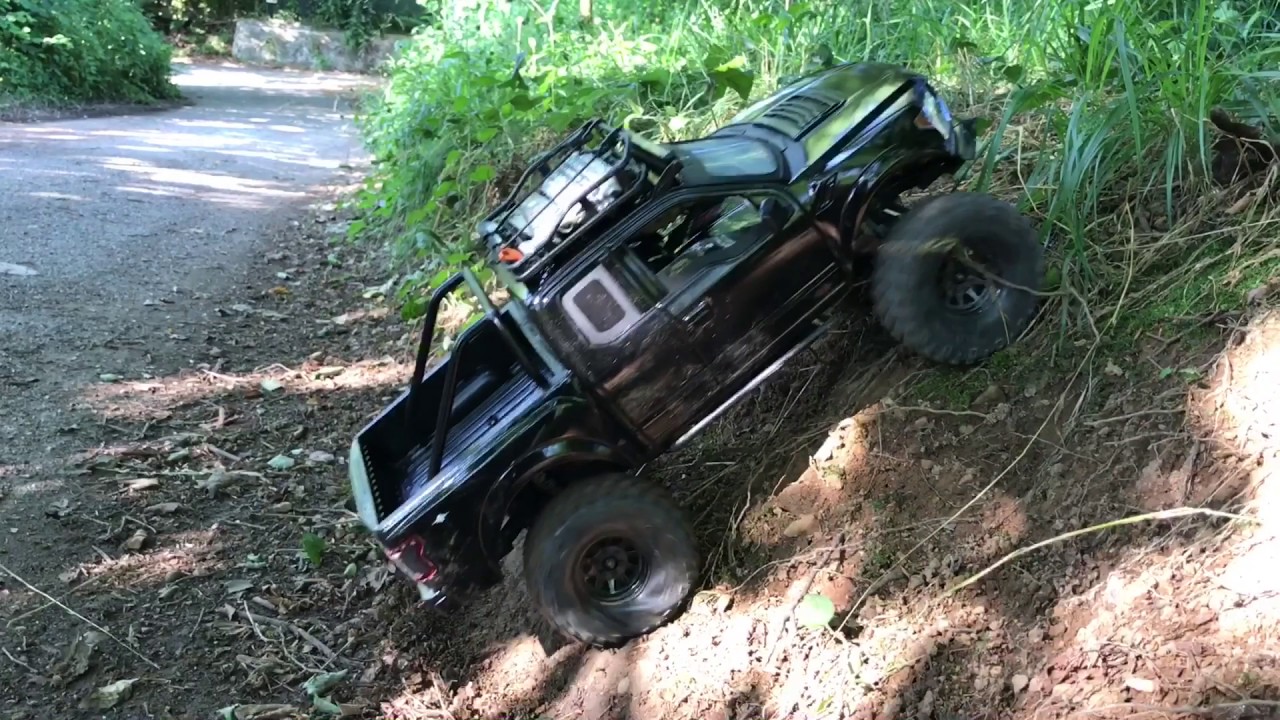 Ford raptor Axial scx10 2 rock crawling rc - YouTube
