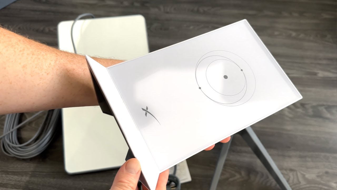 What Wifi Router do you get with Starlink Roam - YouTube