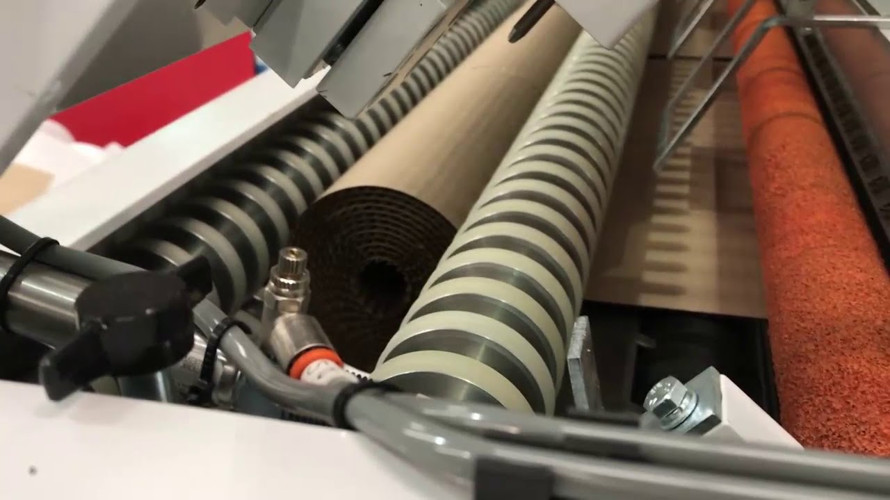 Cardboard Rewinding machine - YouTube