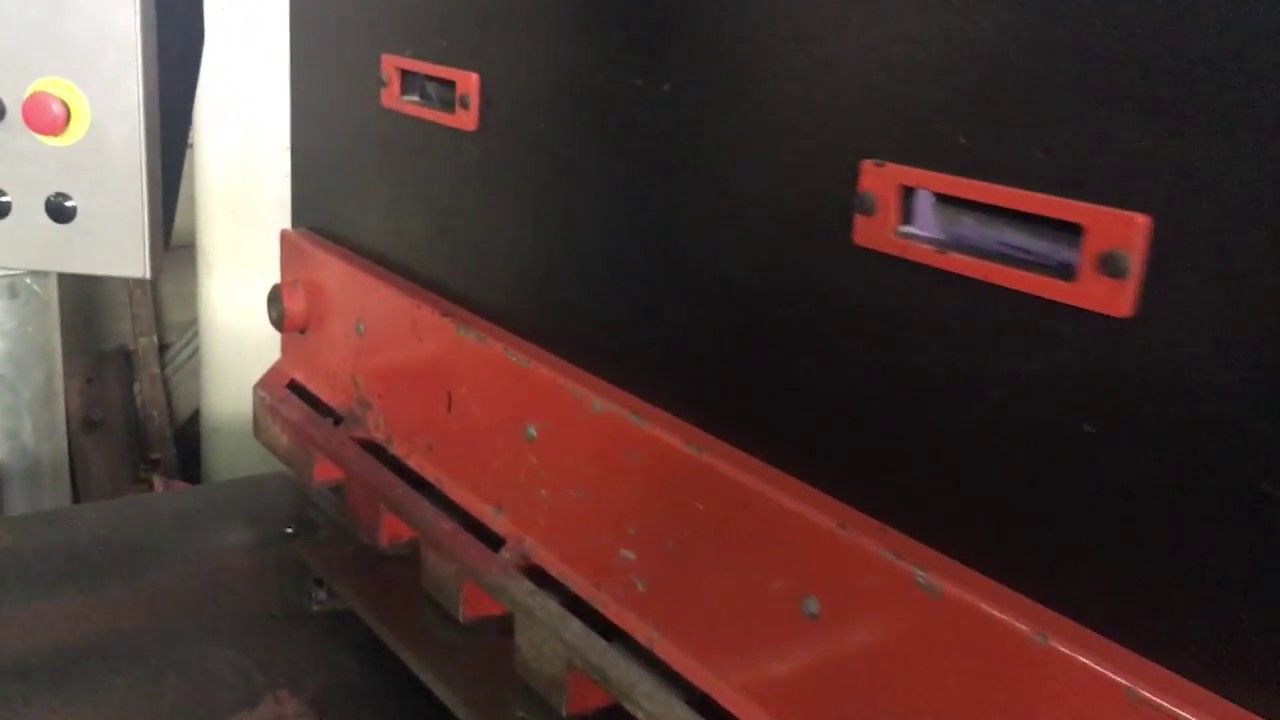 Durma DHGM 3006 Shearing Machine (2003) - YouTube