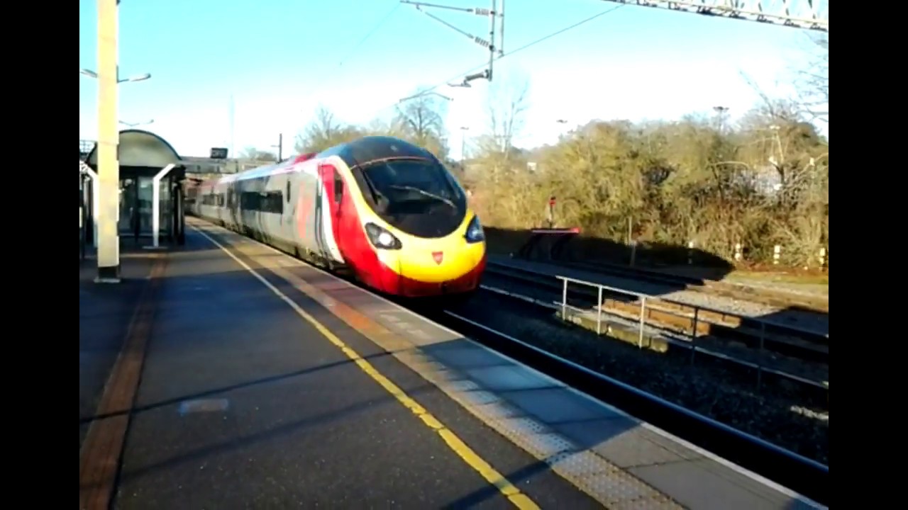 Trains At Cheddington And Tring, WCML, 28/12/17 - YouTube