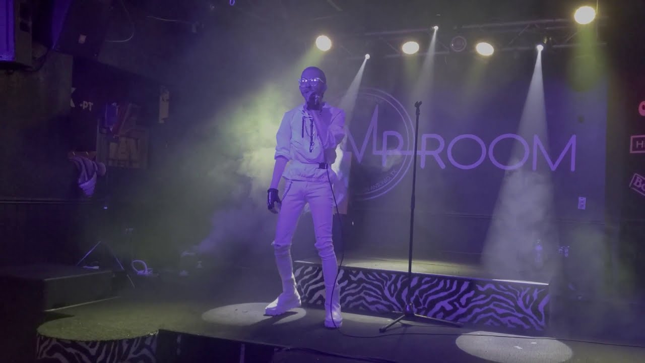 AURORA - Apple Tree [live cover] - YouTube