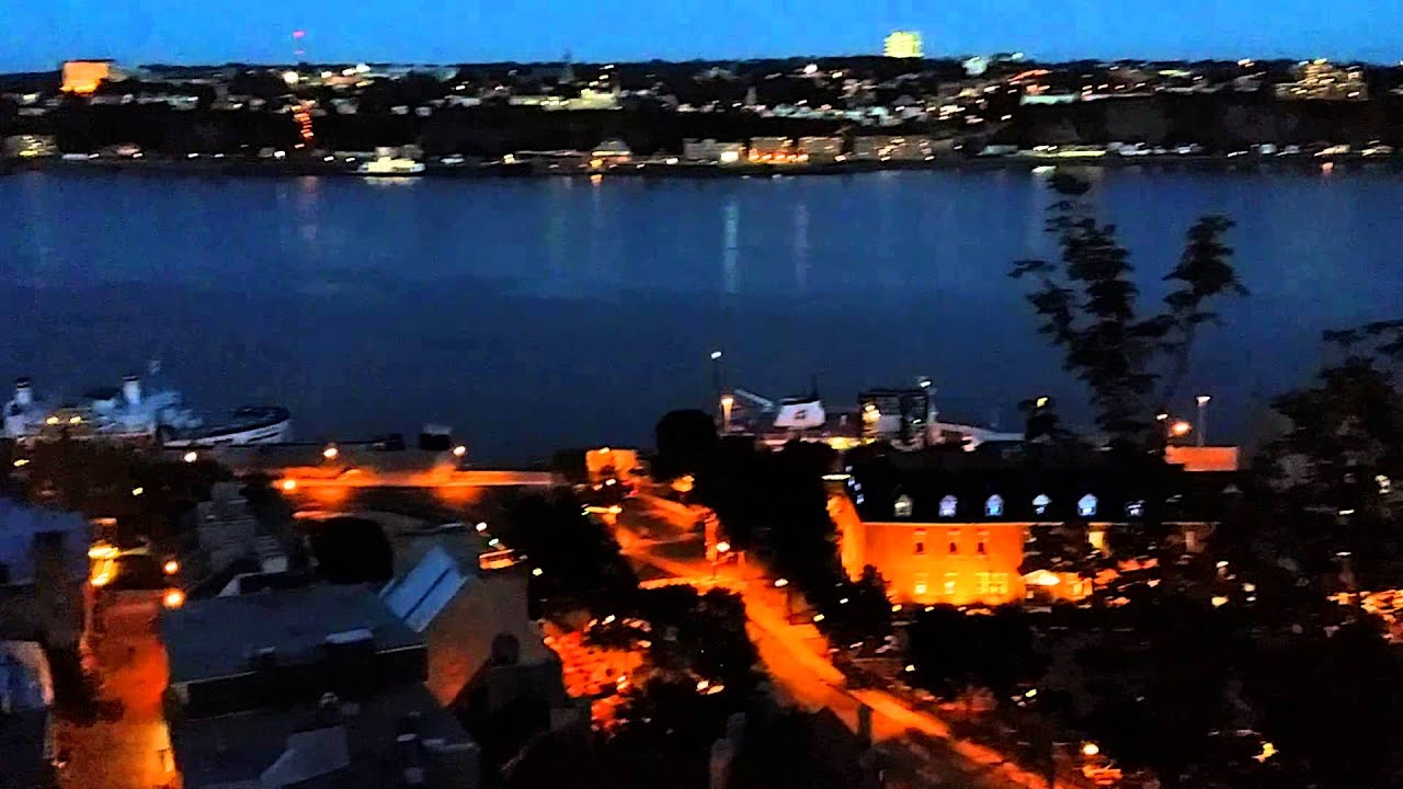 Quebec City by night - YouTube