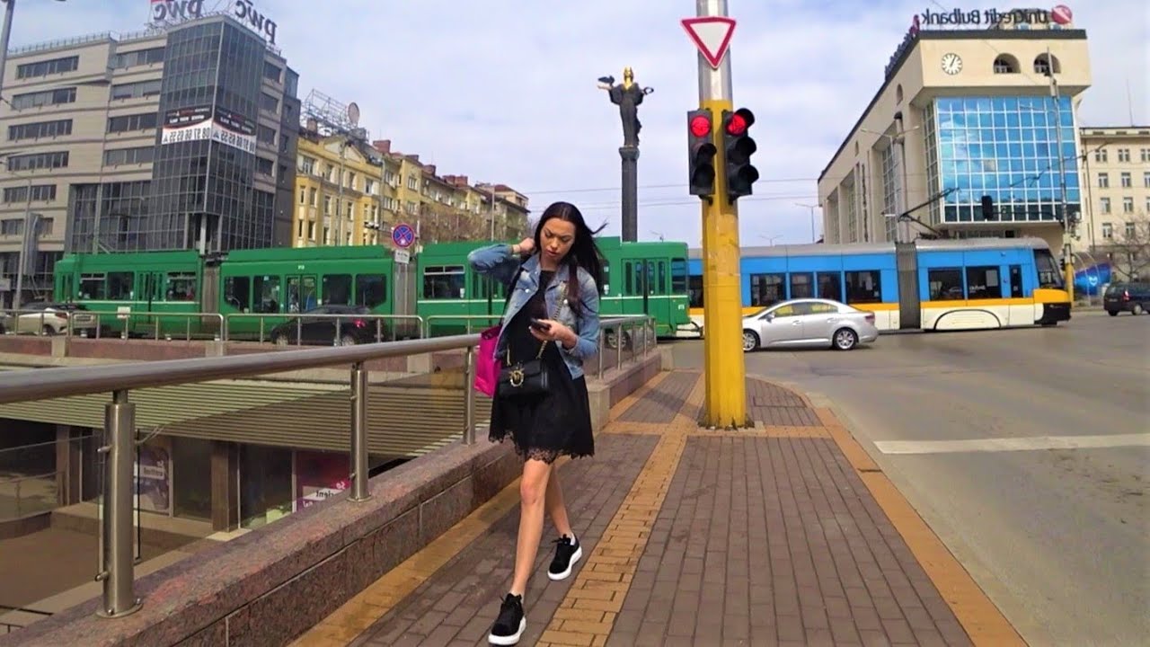 Walking in Sofia 2022 Bulgaria - City Centre Street Walk - София ...