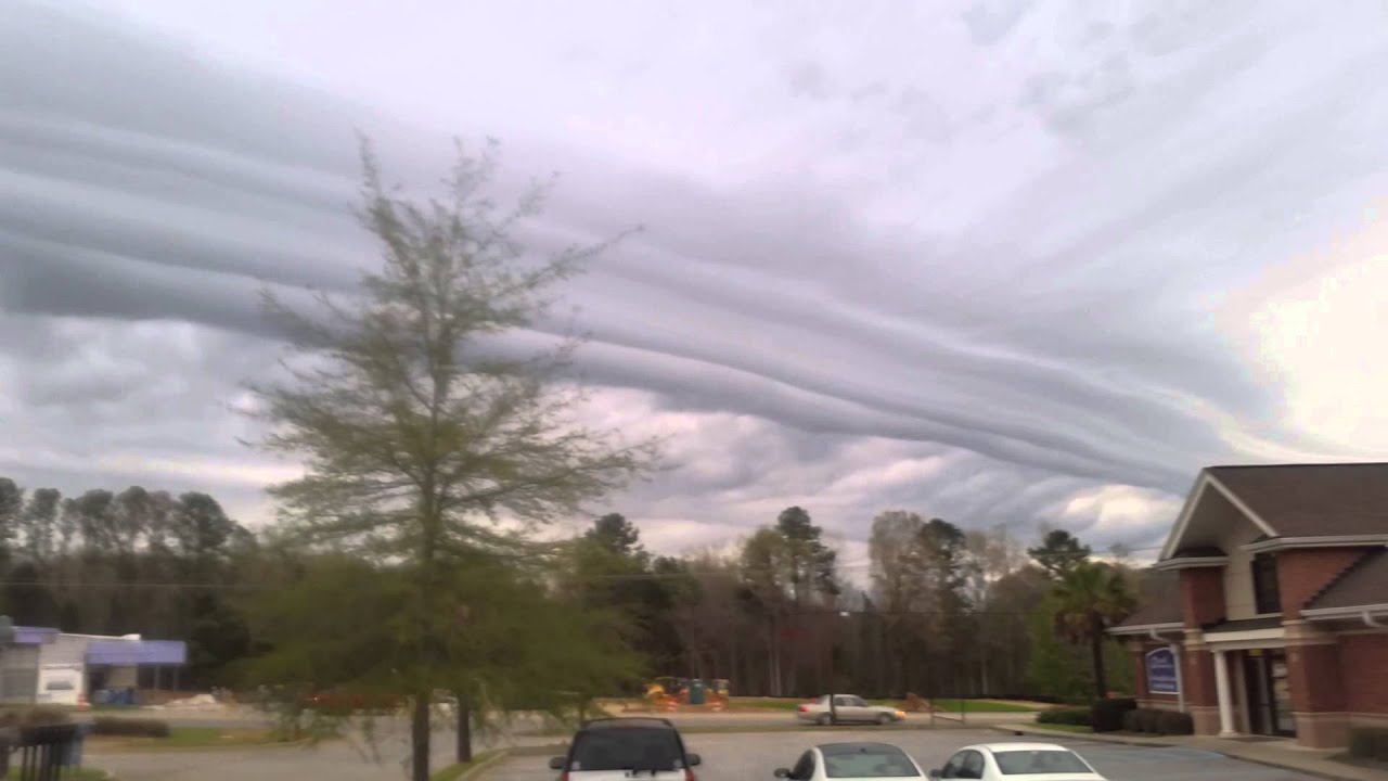 Strange looking cloud formation from Stormfront - YouTube