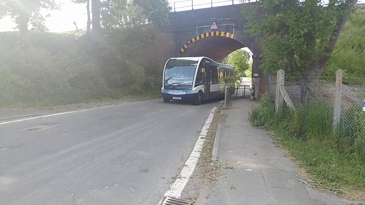 Here is the 520 bus in Normandy - YouTube